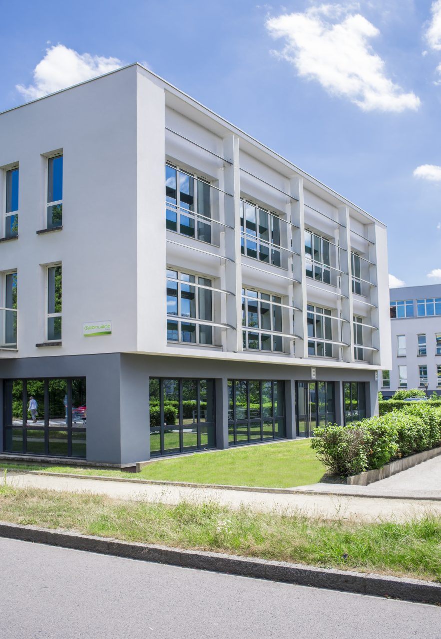 About Us - Optinvent